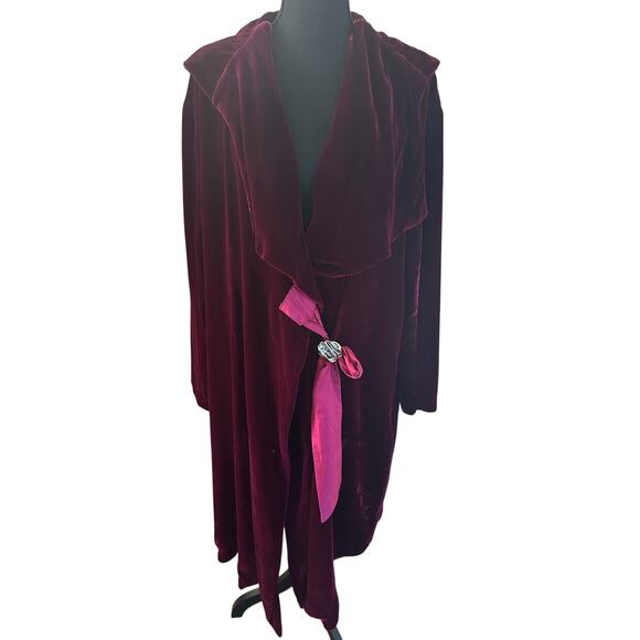 Alicia | Jackets & Coats | Vintage Dramatic Wine Velvet Opera Coat With ...